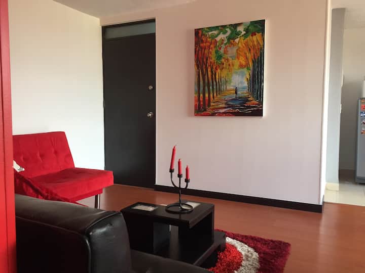 Wide & Beautiful, Close To Airport, Hayuelos Mall - Bogotá