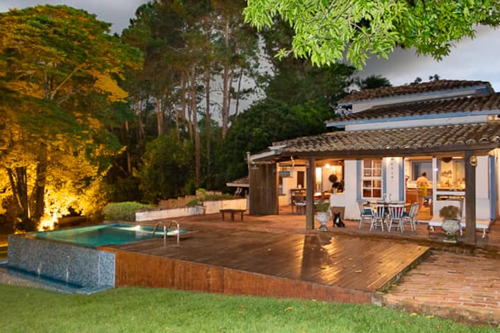 Colonial House City Center | Housekeeper | 7500m2 - Itapetininga