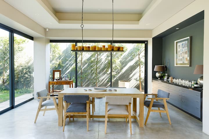 Luxury Home In The Heart Of Parkhurst - Johannesburg