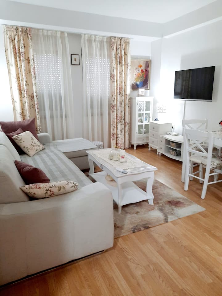 Charming Apartment In Ohrid - Ohrid