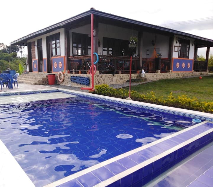 Casa Finca Cerca Del Parque Del Café 10 Pax 3 Habi - Armenia