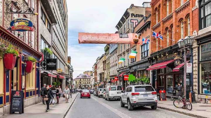 Vieux Québec/old Québec/tout à Distance De Marche - Quebec City
