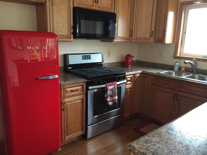 Sockeye Red Salmon Suite - Anchorage, AK