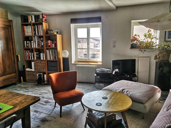 Petite Chambre Dans Un Immeuble Classé - Villefranche-sur-Saône