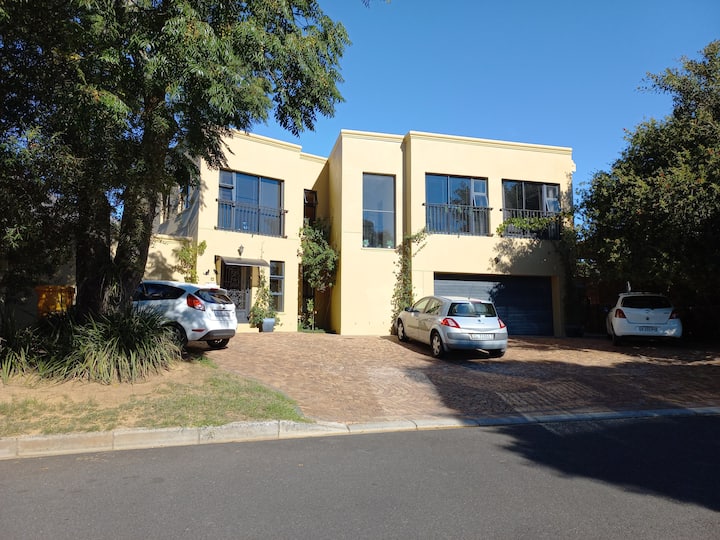 Cats And Lemons Stellenbosch (5) - Stellenbosch