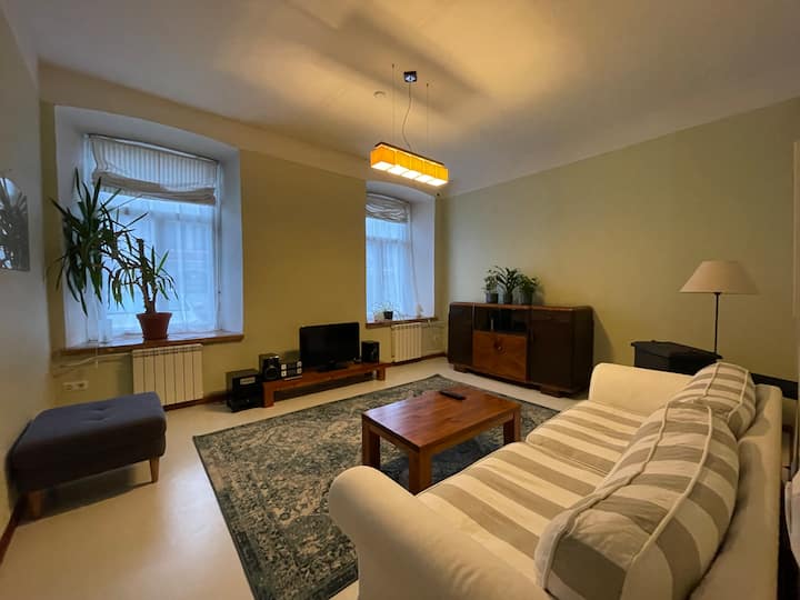 Old Town 3 Bedroom Apartment - Tallin