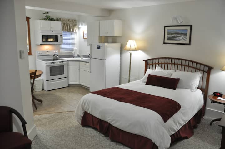 Main Street For 2! - North Conway