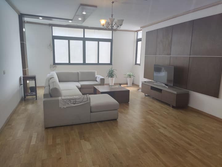 Spacious & Peaceful – Near 2 Attractions In Addis - 아디스아바바