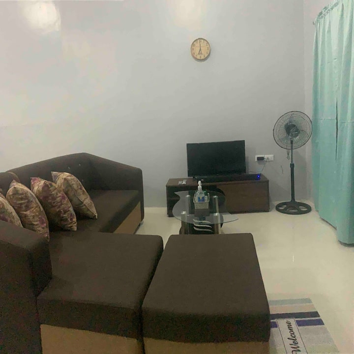 Moja's Inn Unit 2 - Subic Bay Freeport Zone