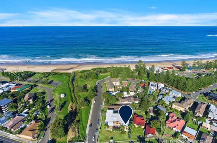 Thirroul Beach Apartment - Wollongong