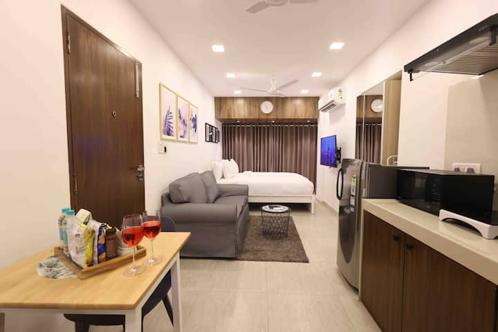 402 Wabi Sabi Studio Apartment Juhu - Mumbai