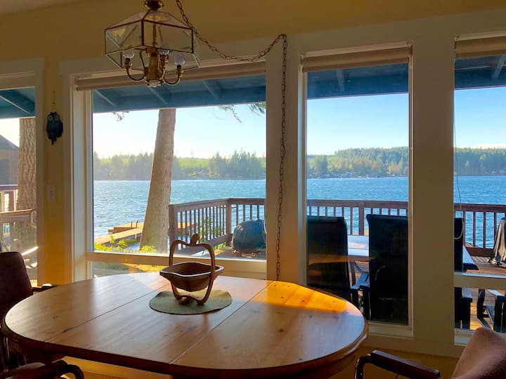 Mason Lake Waterfront Cabin - State of Washington