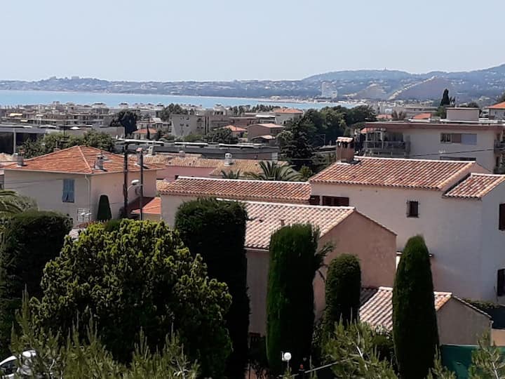 Appartement Spacieux Avec Vue Mer - Cagnes-sur-Mer