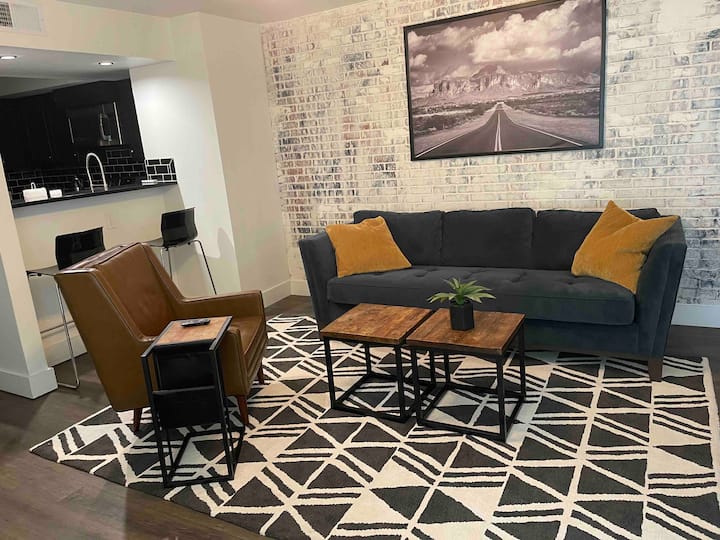 Short Term/extended Stay Ground Floor 1br Condo - Rivercrest Drive – Fort Worth