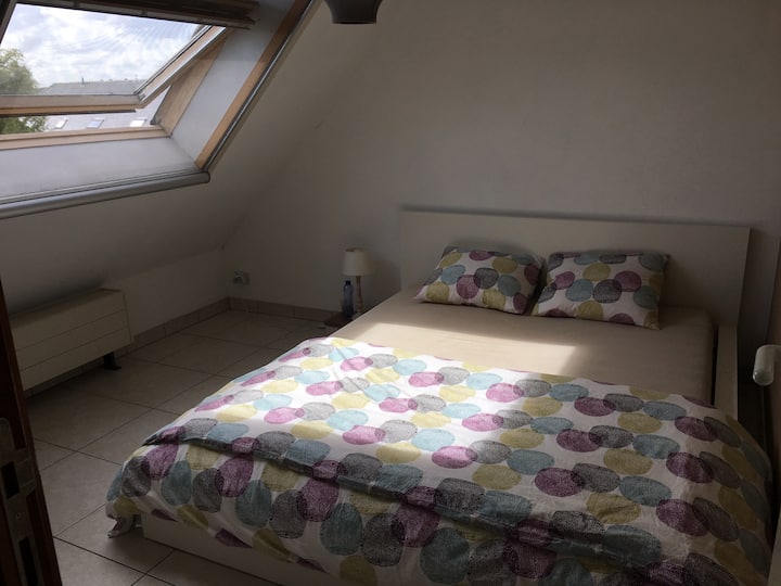 Nice Clean Room In A Zen House :) - Izegem