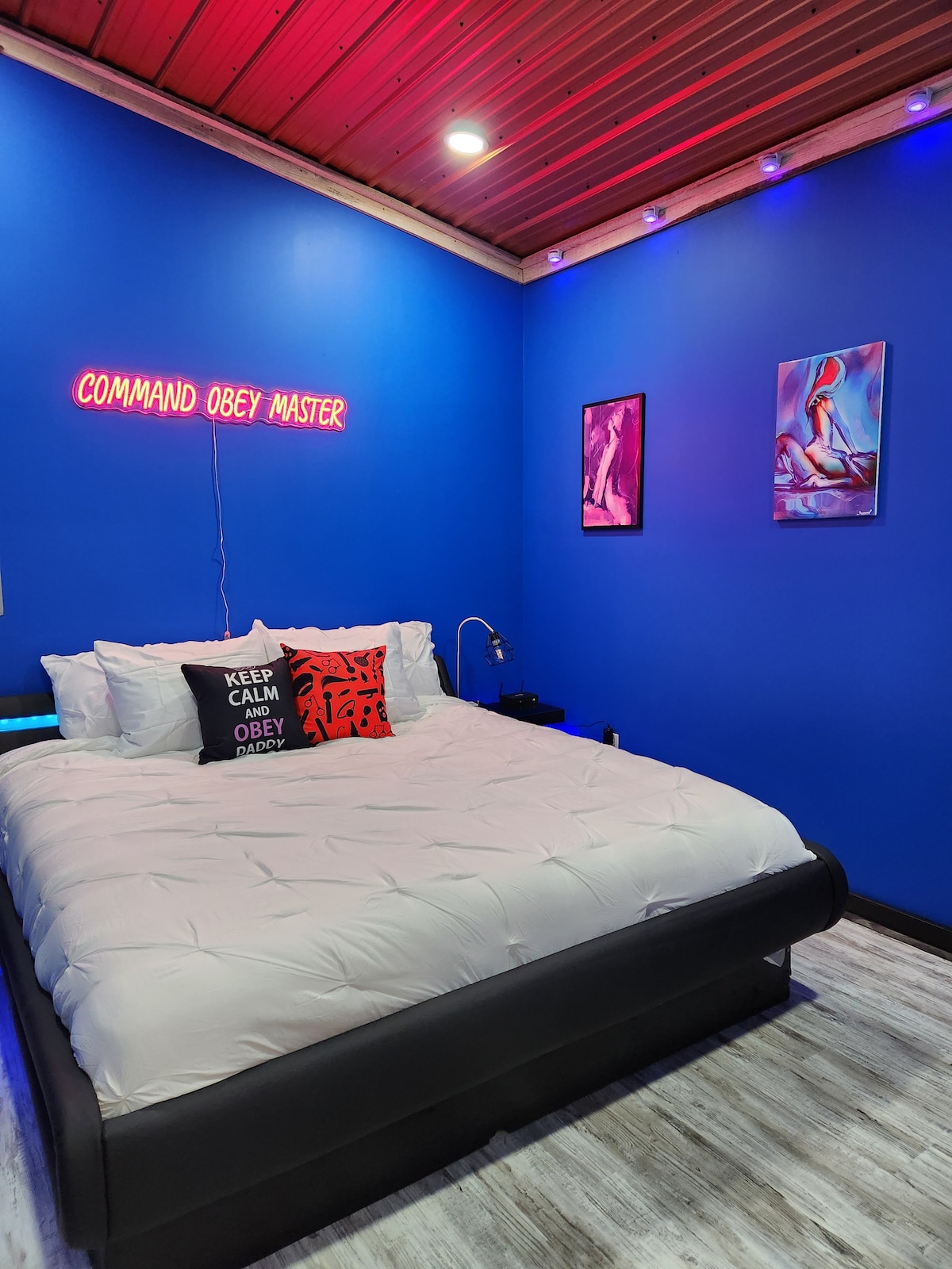 Red Room Cabin ~ "The Fortress" Adult playhouse! - Cabins for Rent in ...