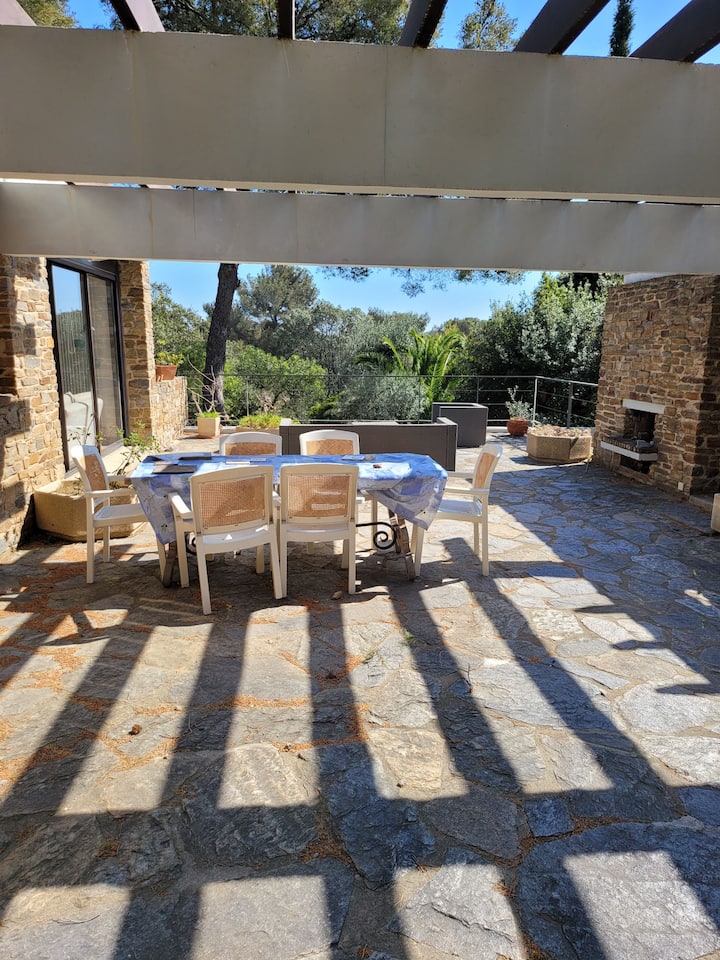 Charmante Maison Dans Domaine Privé - Hyères