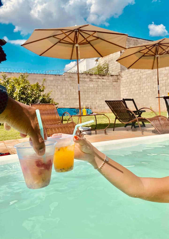 Espaço V&m, Lugar Aconchegante Com Piscina.🌴🏊🏽♂️🍹🍸🍻☀️ - Campinas