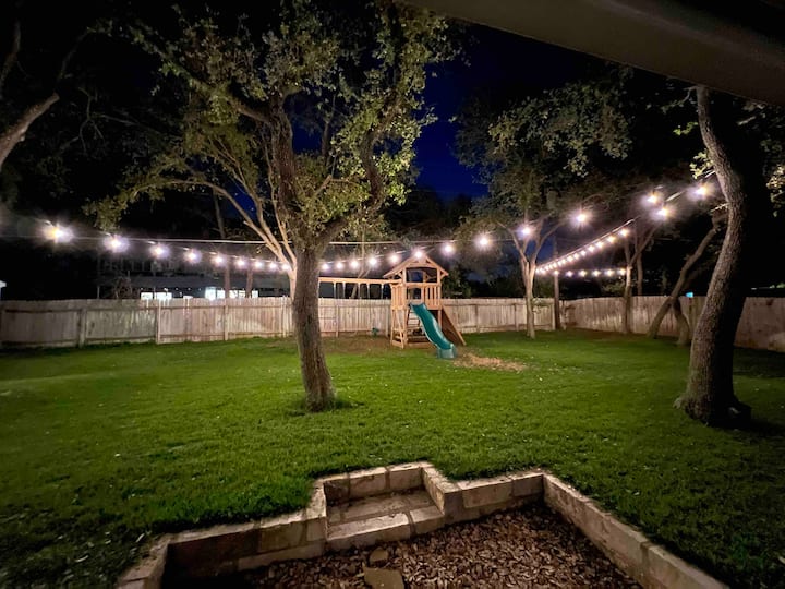 Charming Family Home W/ Playground, Office + Wifi - Round Rock, TX