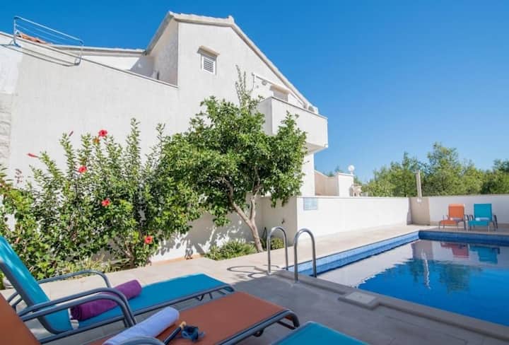 Deluxe App For Great Hollidays - Supetar