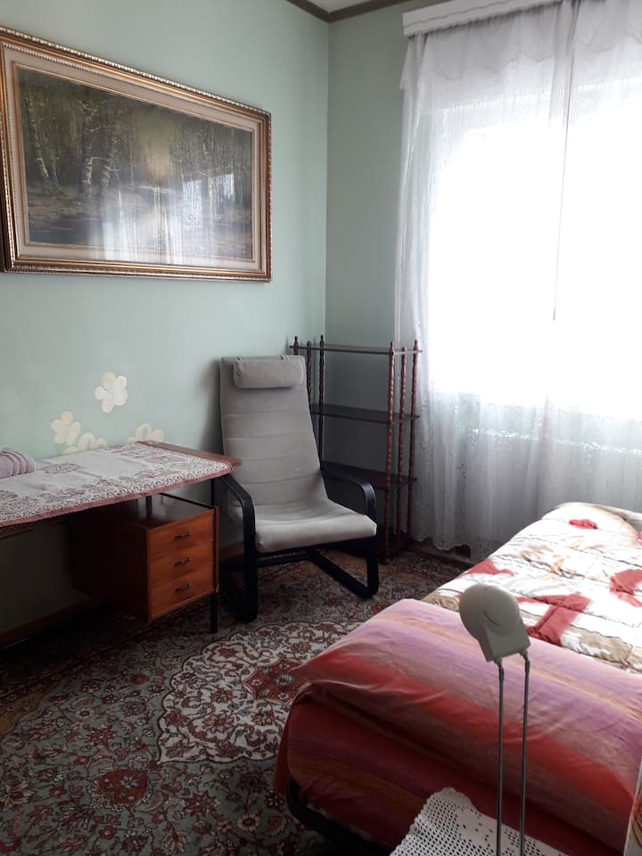 Single And Double Bedroom In Padua - Padua