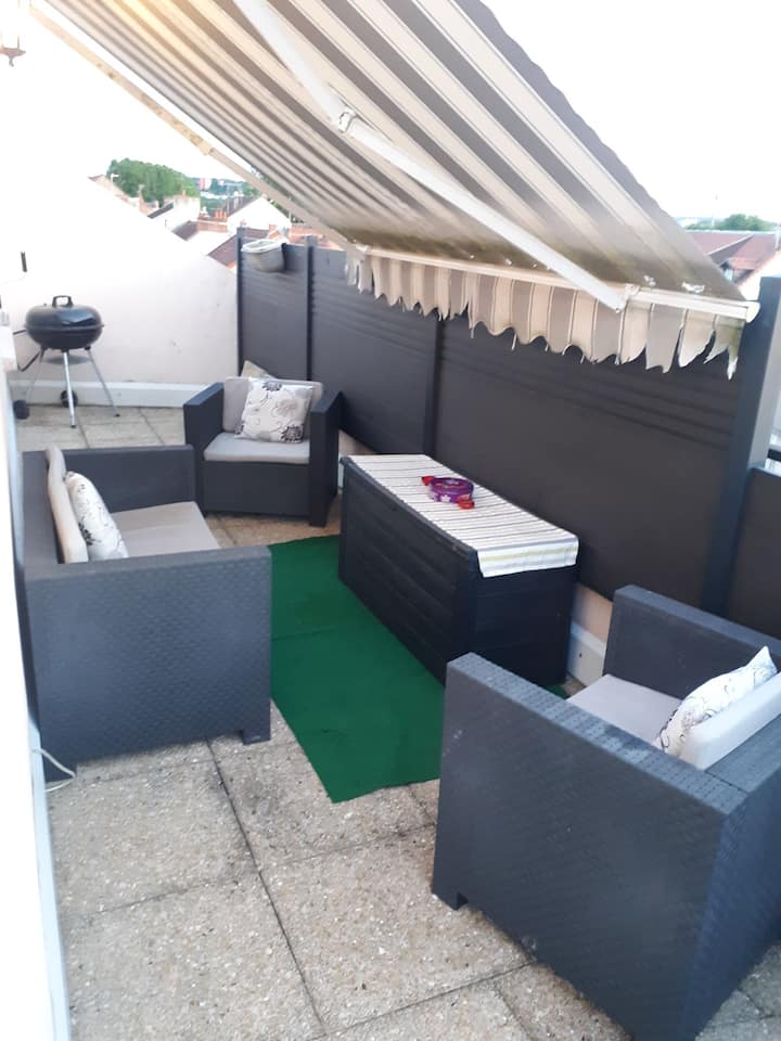 Appart De Standing Avec Terrasse En Centre Ville - Audes