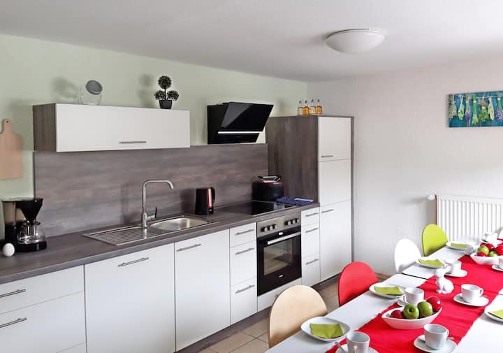 House Of The Craftsmen , Sleeping Up To 13 P - Koblenz