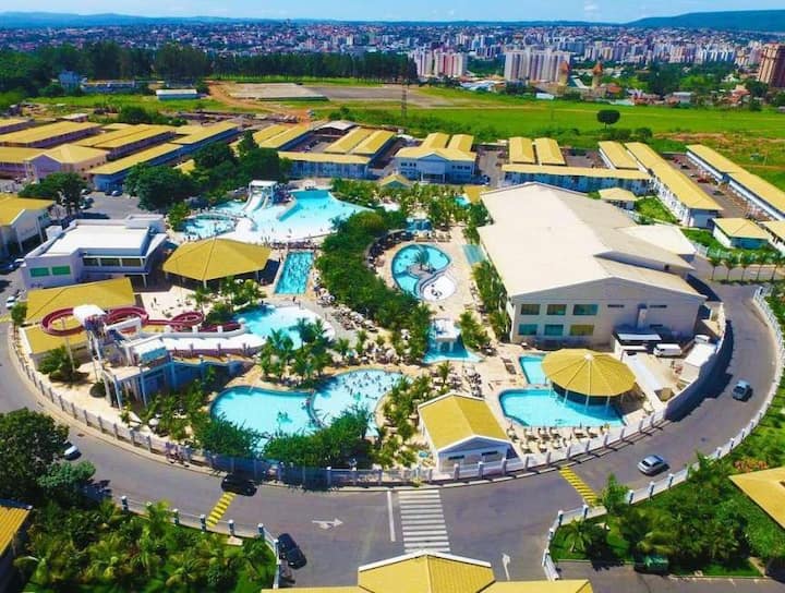Piscinas 24 Hs  Cozinha Completa, Piscina De Ondas - Caldas Novas