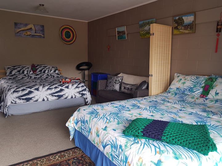 Bedsit W Kitchenette, Private, Nice Garden - Rotorua