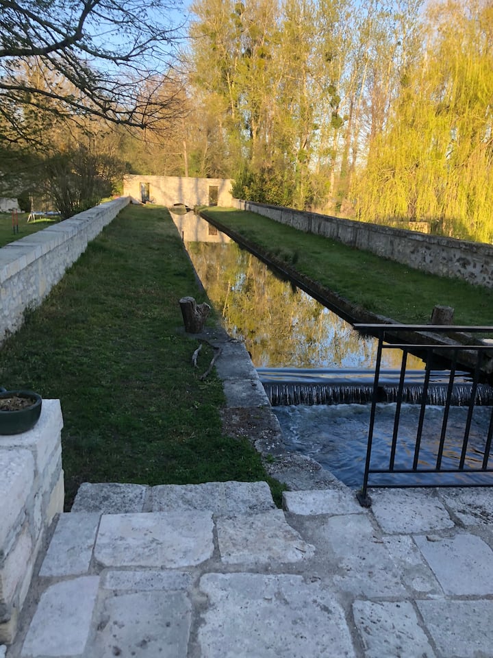 Studio Mezzanine Proche Senlis/chantilly/astérix - Val-d'Oise