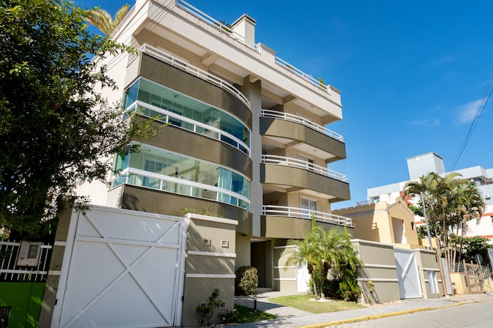 Apartamento Climatizado L018 - Pôrto Belo