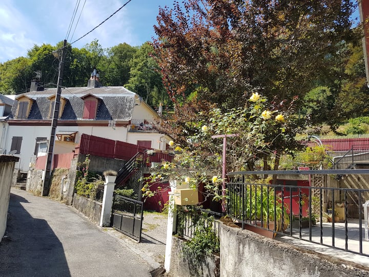 A L'ombre Du Prunier - Bagnères-de-Bigorre