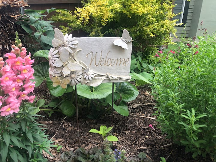 Historic Georgetown And Southwestern University - Georgetown, TX