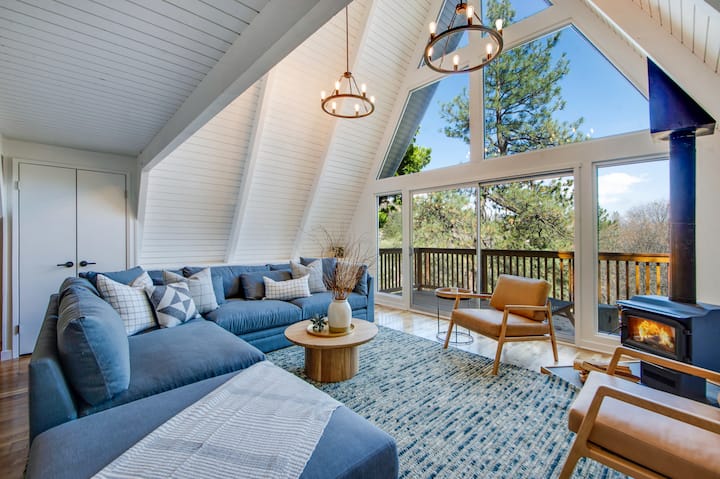 Rustic Modern A-frame - Mountain Getaway - Lake Arrowhead, CA