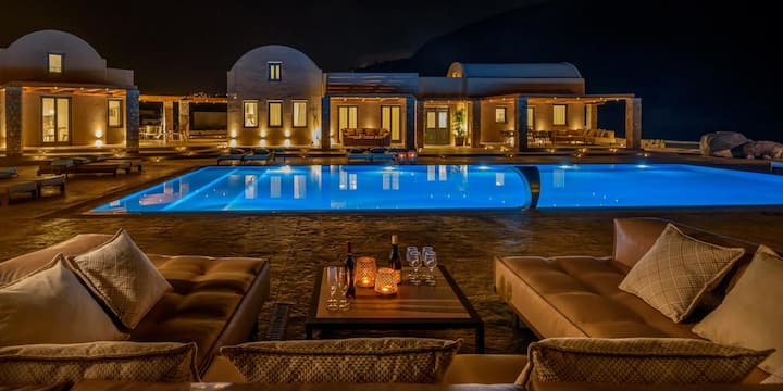 Luxury 5br Villa • Heated Pool • Sea View - Santorini