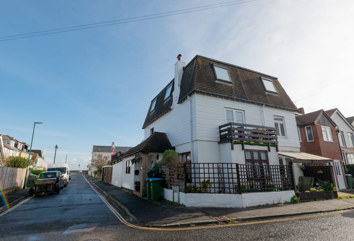 Delightful Twin Room By The Sea! - Bognor Regis