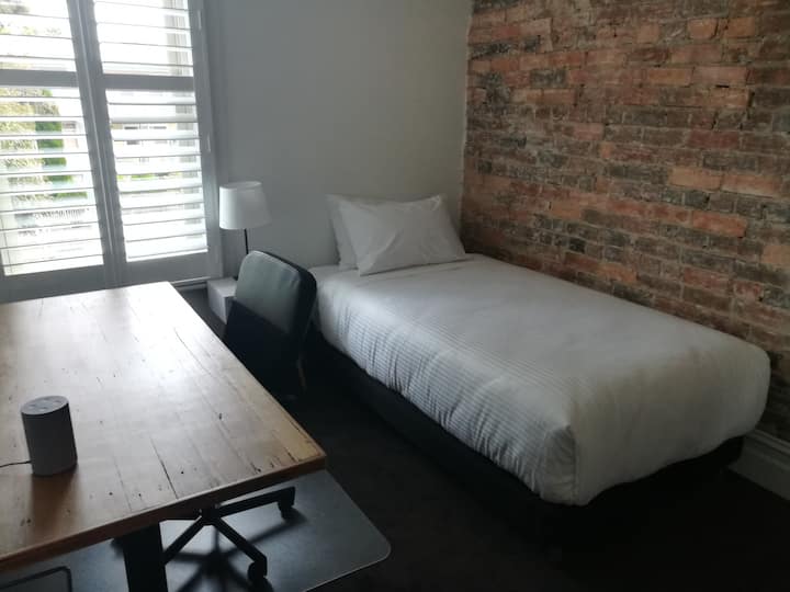 Cozy Single Room & Home Office Near The City - 墨爾本