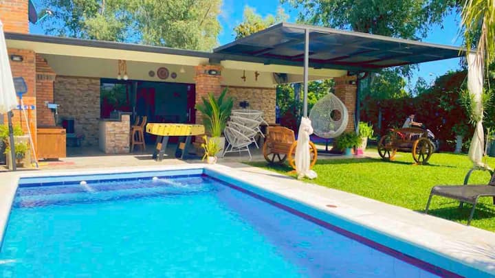 Casa En San Bernardino Sobre Ruta Principal - Ypacaraí