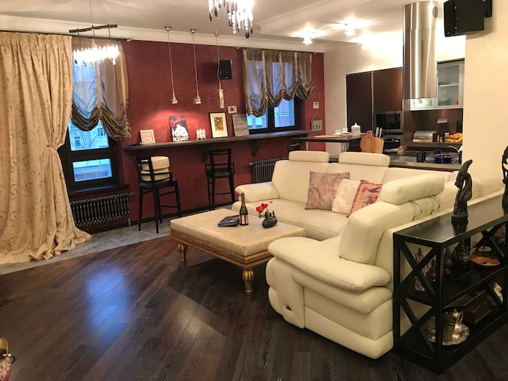 Romantic Arbat Lux Flat - Moskou