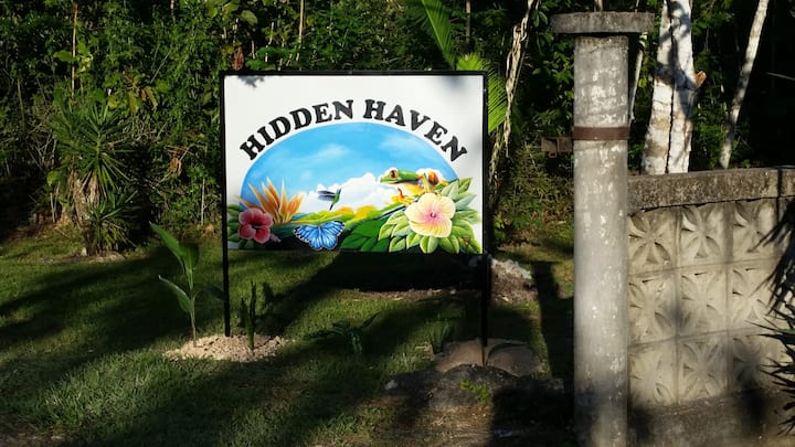 Hidden Haven - Cabana 3: Ginger Lily - Belize
