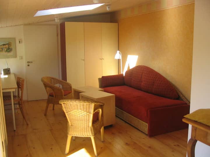 Idyllische Wohnung Im Garten, Auch Wohnen Auf Zeit - Nürnberg
