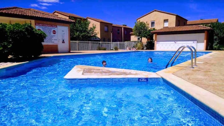 Villa 2 Chambres En Bord De Plage Avec Piscine - Sauvian