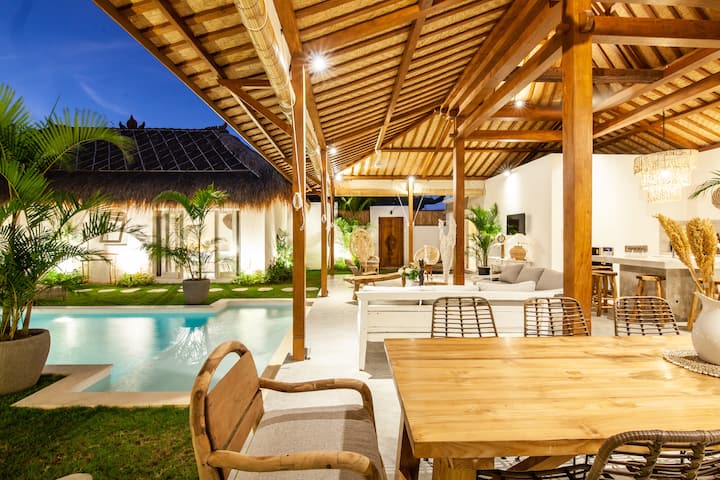 Villa 5 Chambres, Piscine Au Coeur De Seminyak - Bali