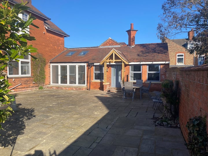 'The Old Wash House', 3 Bed Luxe Edwardian Cottage - Cleethorpes