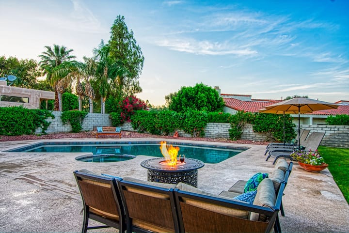 Tranquil Desert Oasis - Palm Desert, CA