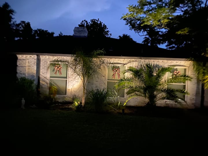 “Driftwood House” W/private Pool/5min From Nasa. - League City, TX