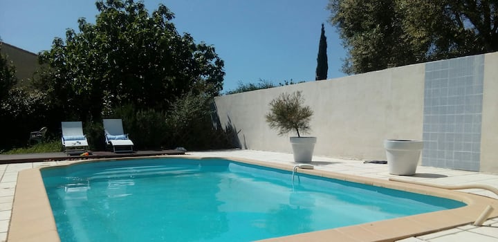 Maison Au Calme Climatisée - Salon-de-Provence