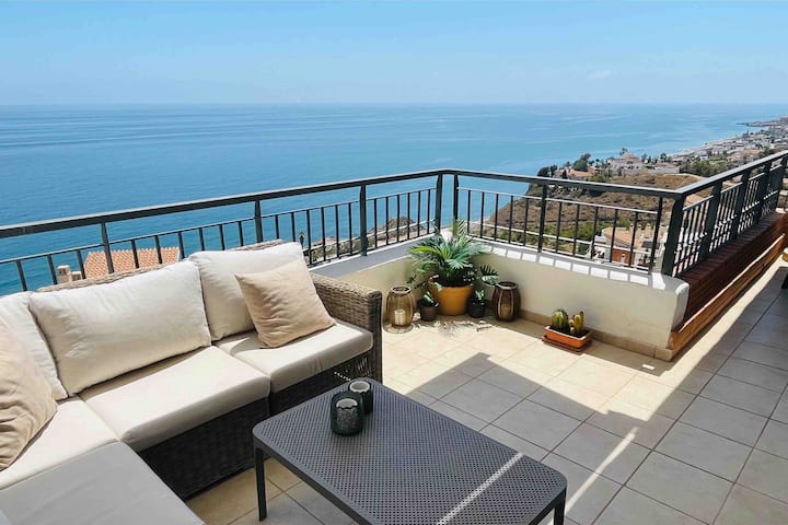 Fabulous, Modern Seaview Apartment With 2 Bedrooms - Torrox