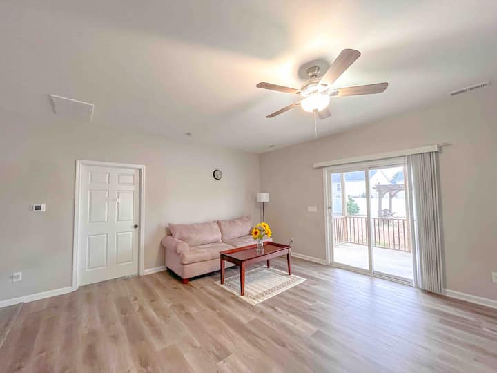 Room C(queen Size Bed) With Shared Bath - Raleigh, NC