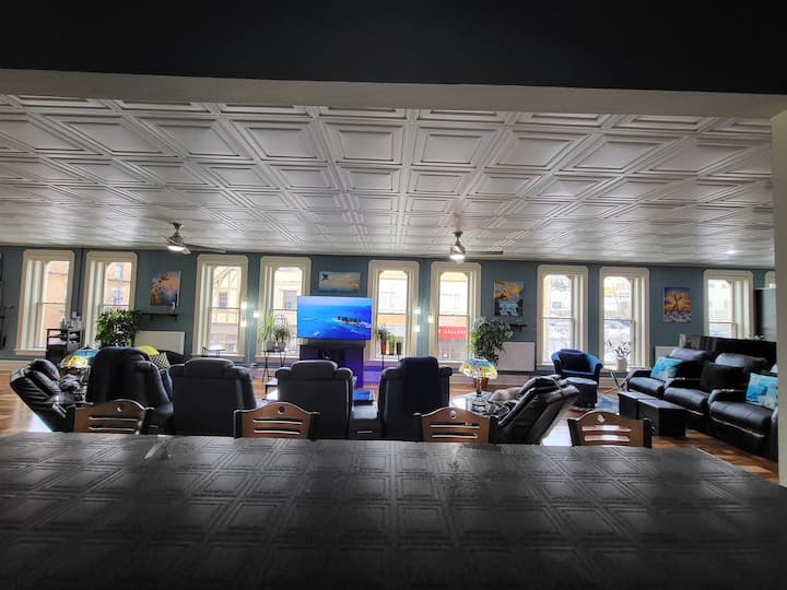 4000sq Ft Luxury Loft Downtown - Duluth, MN